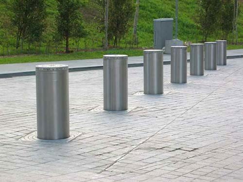 Road Safety Traffic Control Bollards / Led Display Automatic Pop Up Bollards