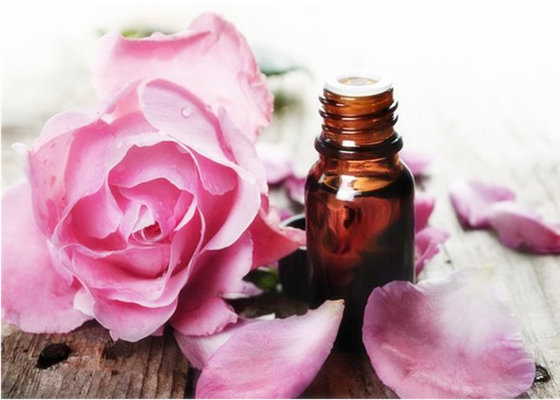 High Purity Cold Press Rose Seed Oil Light Yellow Liquid , CAS 8007-01-0
