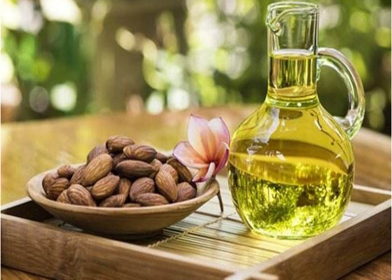 Cosmetic Grade Aromatherapy Essential Oils , Organic Sweet Almond Oil