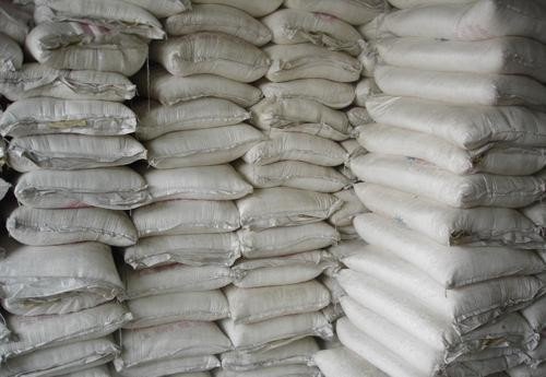 Solid Appearance Inorganic 99% Sodium Chloride Salt Food Grade / Industry Grade