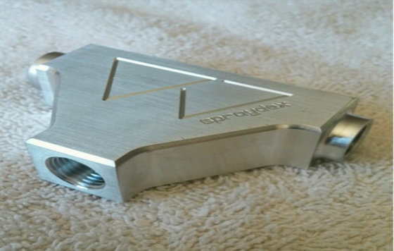 Aluminum Rapid Prototype 5 Axis CNC Machining Sliver Anodzied Auto Car Part