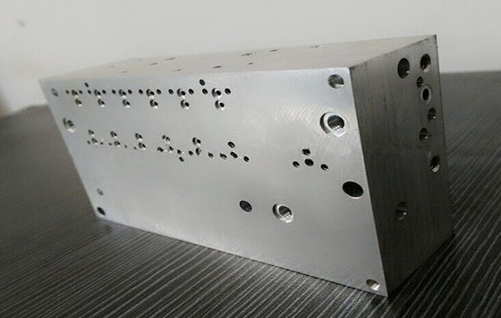 OEM Accepted Precision CNC Machining Clear Color Aluminum Material