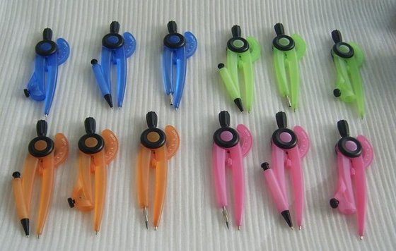 Vacuum material using vacuum mold casting for bulk copy of consumer product