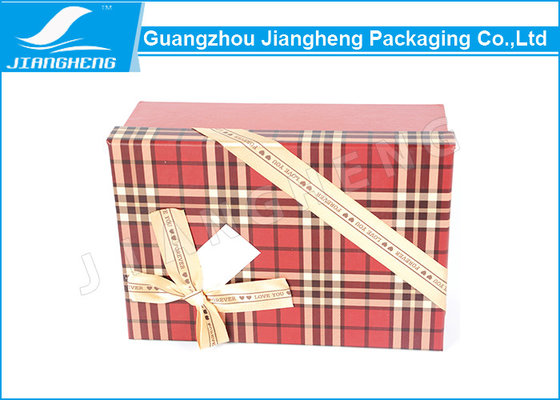 Eco Friendly Cardboard Holiday Gift Boxes Patterned Hot Stamping Logo