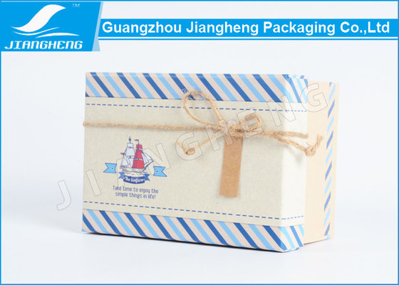 Cardboard Chocolate Candy Gift Boxes Recycled With Linen Rope Bowknot Offset Printing