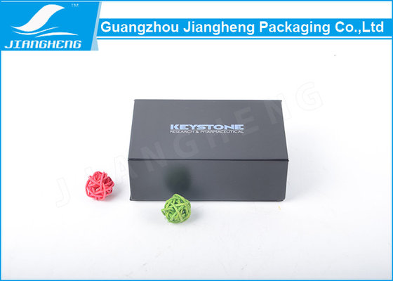 Delicate Essential Oil Paper Packaging Boxes Black Rectangular With UV Printing