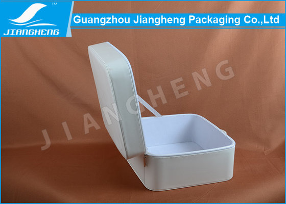 Elegant White Durable PU Leather Gift Box Fashion With Handle 25 * 25 * 12cm