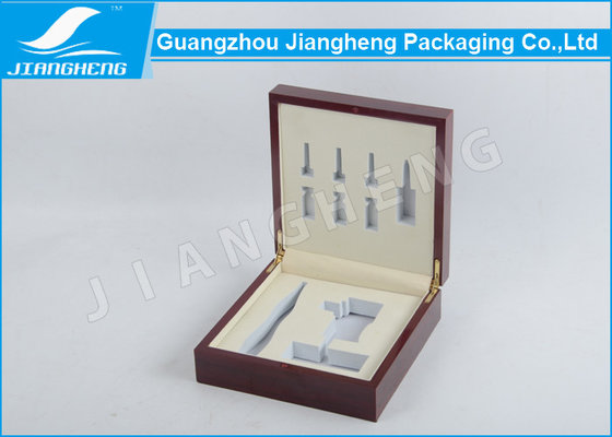 Essential Oil Packaging Cosmetic Gift Box Red Square Matte Laminated MDF Wooden