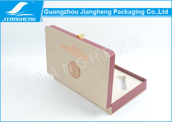 Elegant Gold Cosmetic Packaging Box Embossed Leather Material 31 * 19 * 6.5cm