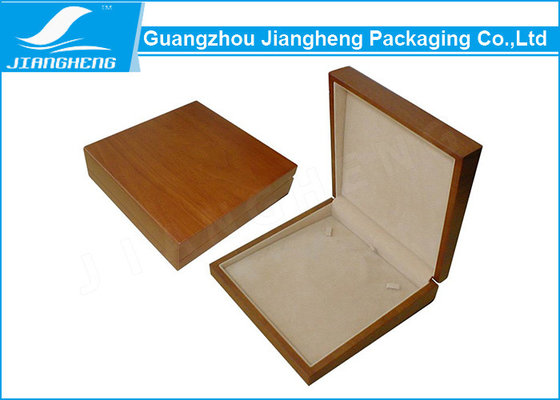 Jewelry Packing Wooden Gift Box , Ring Lacquer Wooden Box With Carved Logo