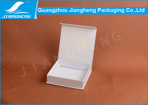White Square Paper Cosmetic Packaging Boxes , Rigid Cardboard Gift Packaging Box