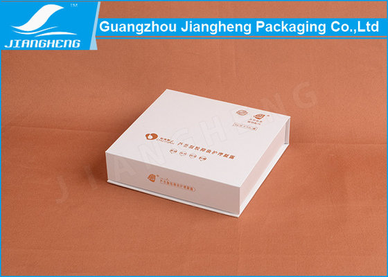 White Square Paper Cosmetic Packaging Boxes , Rigid Cardboard Gift Packaging Box