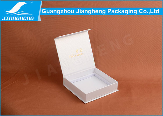 White Square Paper Cosmetic Packaging Boxes , Rigid Cardboard Gift Packaging Box