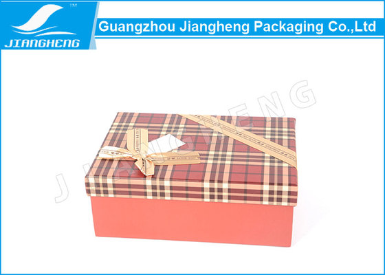 OEM Rigid Cardboard Gift Boxes Chocolate Packaging Ribbon Bowknot Surface