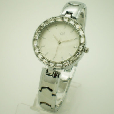Round Diamond Dial Women Quartz Watch Customizable Logo Stylish Waterproof Watch