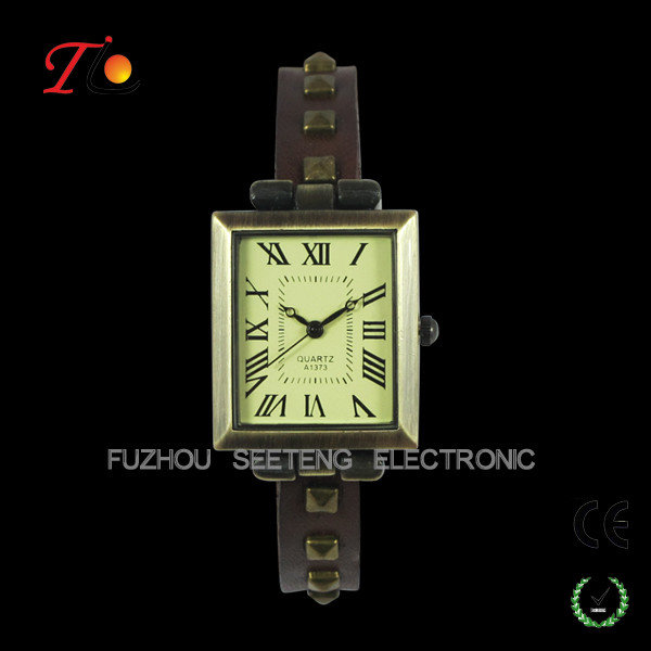 China Factory Changeable Cow Leather Strap Quartz Watch for Women