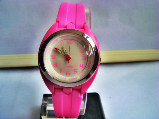 Waterproof Girls Sports Quartz Analog Watch with EL Light ROHS
