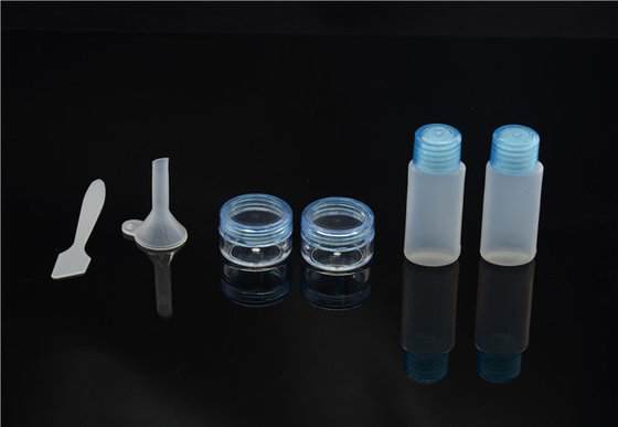 Customized 15ml Nice Appearance Easy Carring Personal Care Empty Travel Cosmetic Set