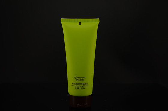 Olive Moisturizering Cleanser Lotion Tube Packaging 100gram With Snap Cap