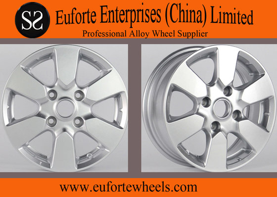 4 Hole 14 inch Nissan custom car wheels For LIVINA With OEM Caps