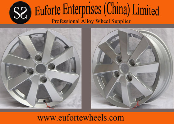 Light weigh Nissan Replica Wheels 4 x 114.3 PCD Alu 15 inch alloy wheels