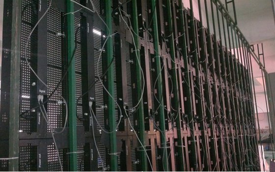 Large P20 LED Curtain Display Full Color LED Outdoor Display Board