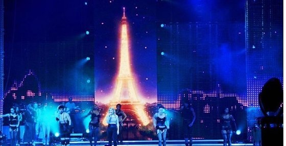 Large P20 LED Curtain Display Full Color LED Outdoor Display Board