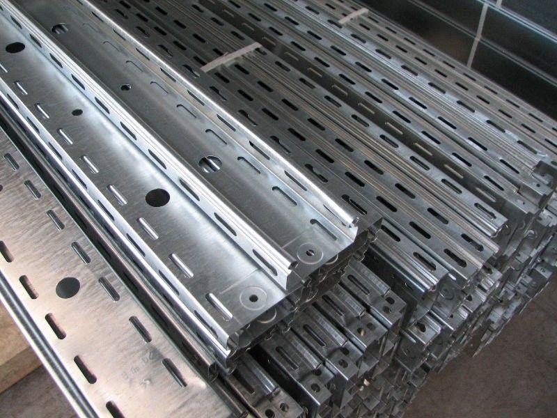 Waterproof Galvanized Building Cable Tray Customized Color 2.5mm Thickness
