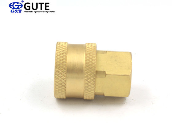 Multifunctional High Pressure Washer Coupler Wide Temperature Range For Carpet Cleaners