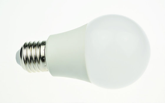 Energy Saving SMD 9W B22 E27 220V LED Globe Light Bulb 750 lumens 6000K 6500K 80 Ra