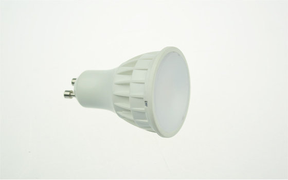 90 Degree Outdoor Lighting LED Spotlights 230V , Epistar LED Screw in Spotlight Bulbs