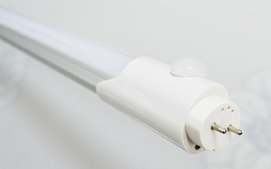 Smart Lamp PIR Motion Sensor 4ft LED 18W T8 Tube Light  G13 connector 3000K 6000K