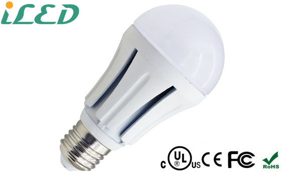 65W 同等の SMD5730 A19 7W LED の地球の電球 E26 85 - 265V AC 暖かい白