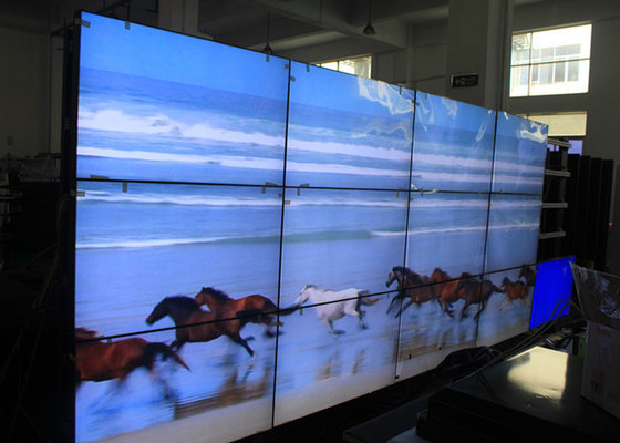 Narrow Bezel LCD Video Wall Display
