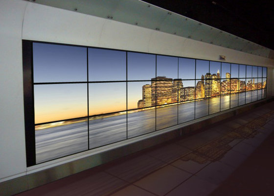 Ultra Narrow Samsung LCD Video Wall Display for Airport / Square and Railway Station