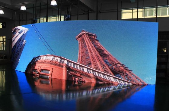700 Nits 1920x1080 220V Waterproof Curved LED Display High Brightness