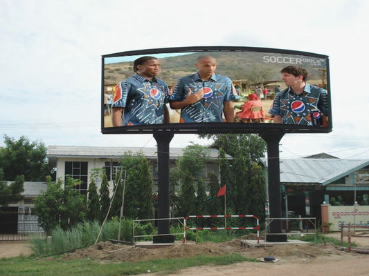 700 Nits 1920x1080 220V Waterproof Curved LED Display High Brightness