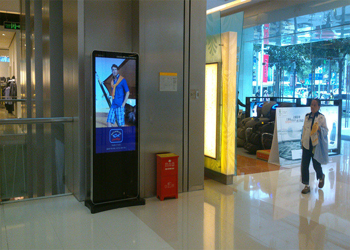 High Resolution 1080P 65 Inch LCD Digital Signage Screens For Internet Bar