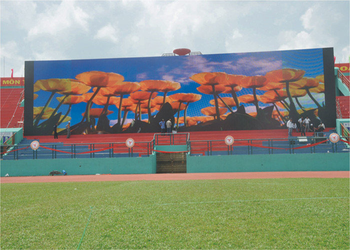 Full Color Football LED Display / Sport Perimeter LED Display For Stadium