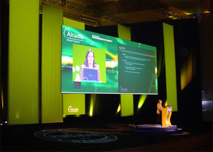 P1.8mm Indoor Advertising Led Display With Die - Casting Aluminum Structure