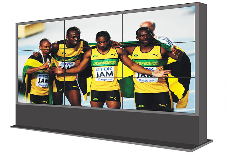 Floor Standing 46 Inch LCD Video Wall , Outdoor Digital Advertising Screen
