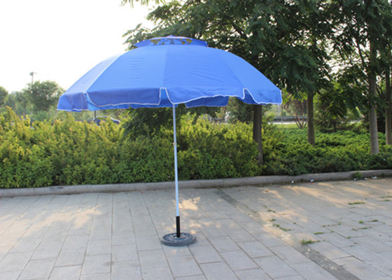 Parapluie extérieur rond mobile imperméable, parapluie extérieur bleu du marché