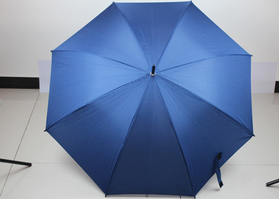 Parapluie protégeant du vent du golf de 27 hommes de pouce 8k avec le cadre ouvert automatique en acier d'anti rouille forte