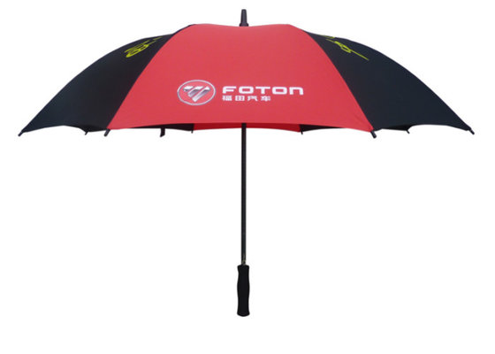 Vent de parapluie de golf de la publicité d'OEM résistant avec la couleur noire et rouge