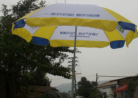 Parapluie extérieur coloré ouvert de parasol de manuel avec le tissu de la haute densité 420D