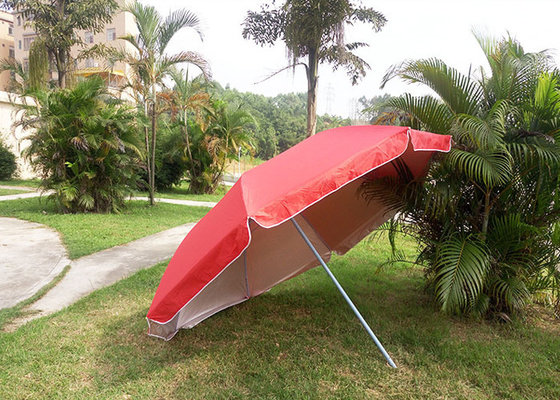 Parapluies rouges de publicité extérieure avec le tissu du polyester 420D, base de réservoir d'eau