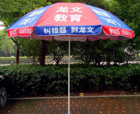Ultra-violet - rendez le tissu résistant des parapluies 210D Oxford de publicité extérieure de plage