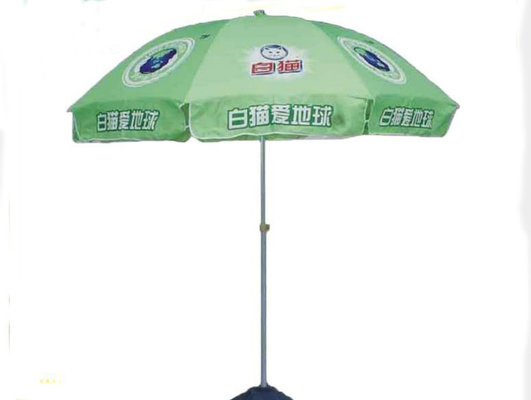 La coutume imperméable pliable a imprimé des parapluies de patio avec des copies de logo