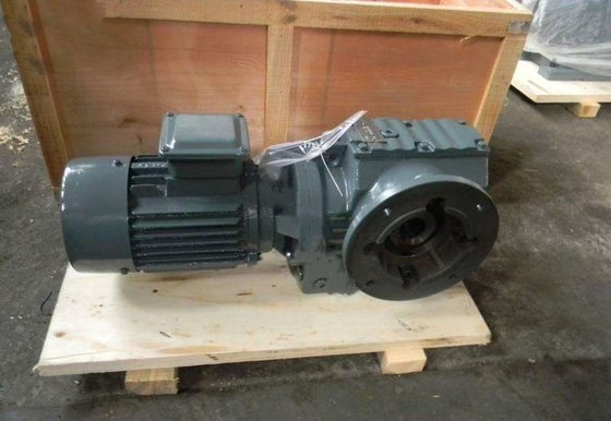 Helical Worm Gear Reducer Alloy Steel 40Cr Material With Electric Motor