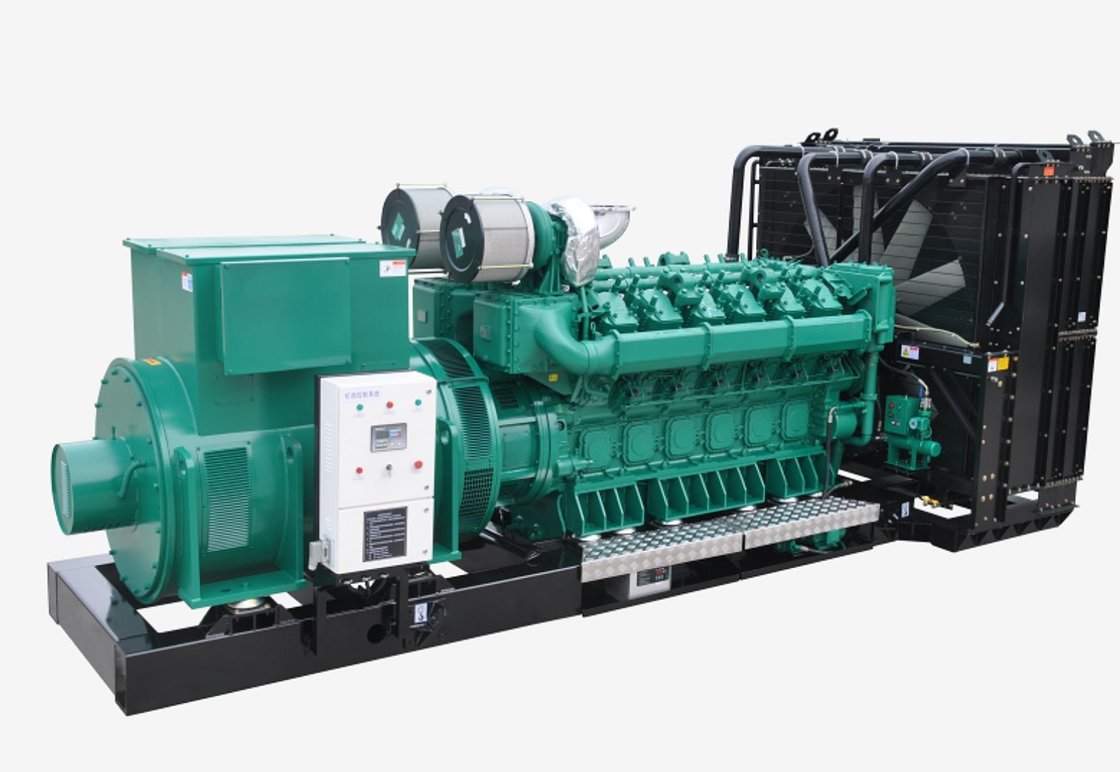 Hotel / School Emergency Backup Generator ,1875KVA Chinese Diesel Generator Low Fuel Consumption